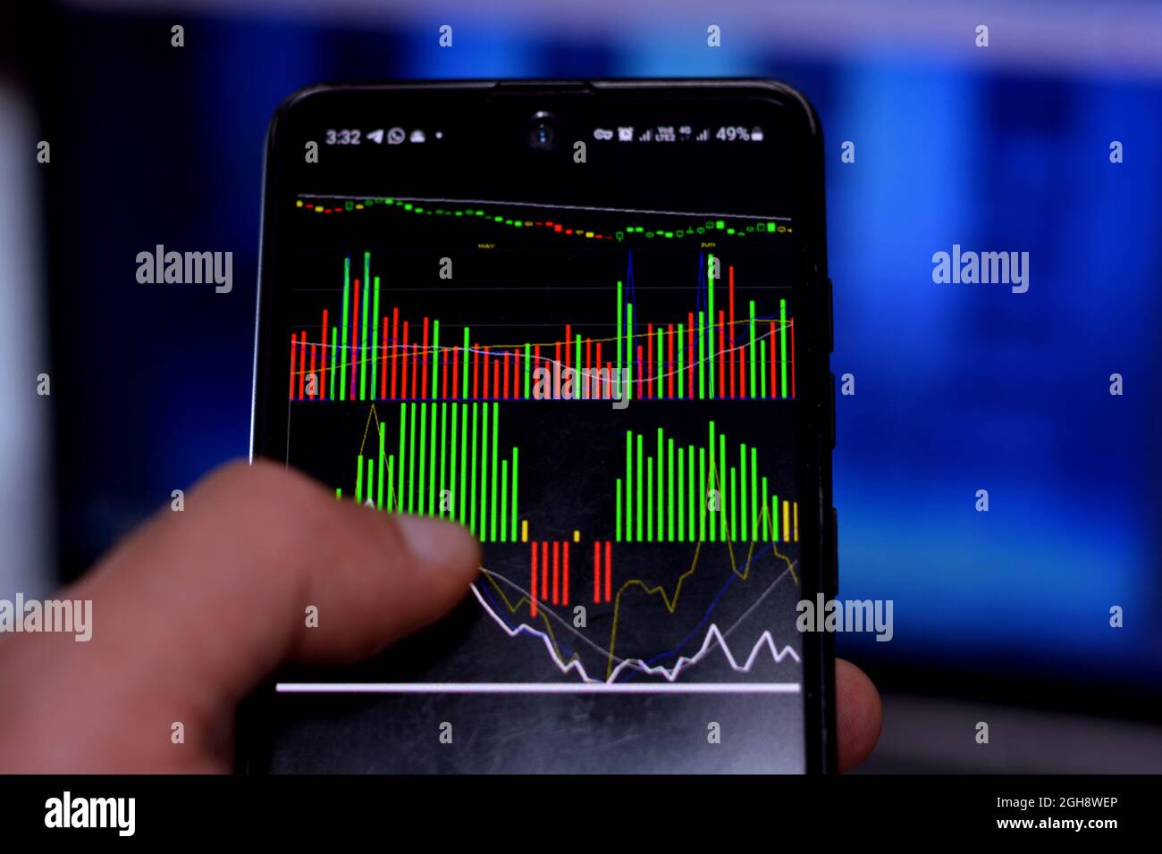 Stock graphs hi-res stock photography and images - Alamy