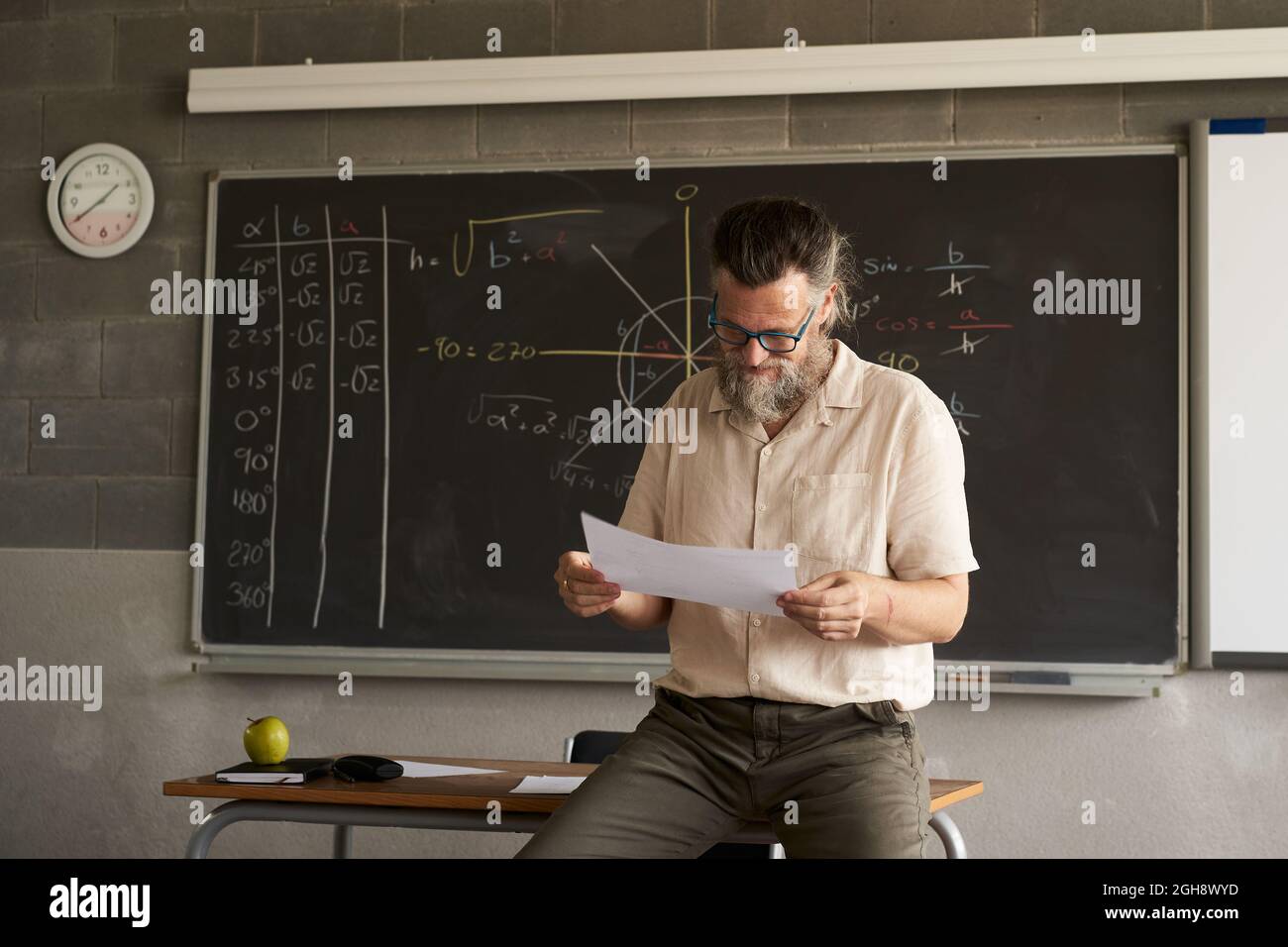 Male high school teacher classroom hi-res stock photography and images ...