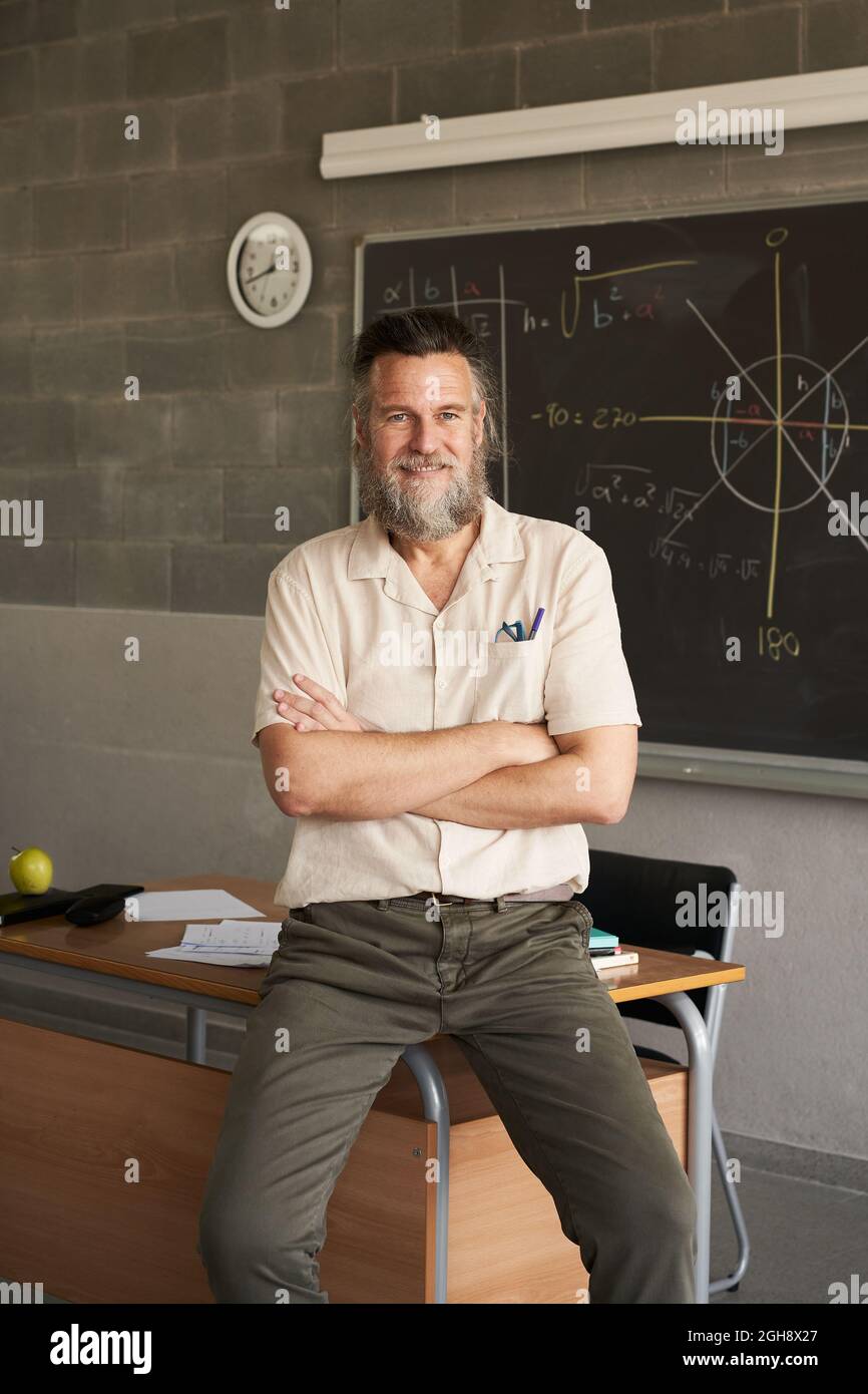 Middle aged male college professor hi-res stock photography and images ...