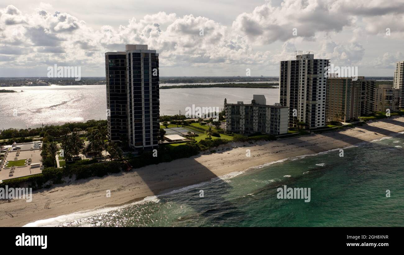 Aerial view of the coast by the ocean at Singer Island in Florida Stock ...