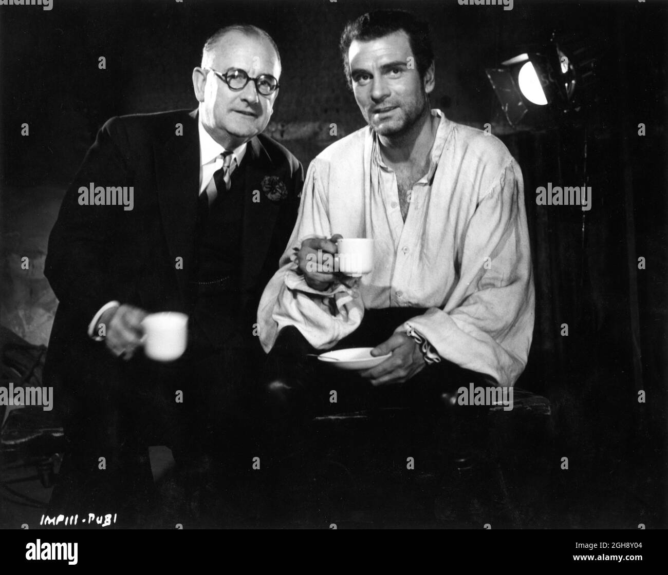 Producer HERBERT WILCOX and LAURENCE OLIVIER in costume as Captain ...