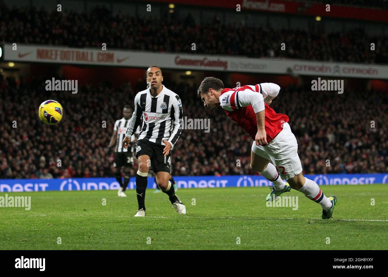 Olivier giroud goal 2012 hi-res stock photography and images - Alamy