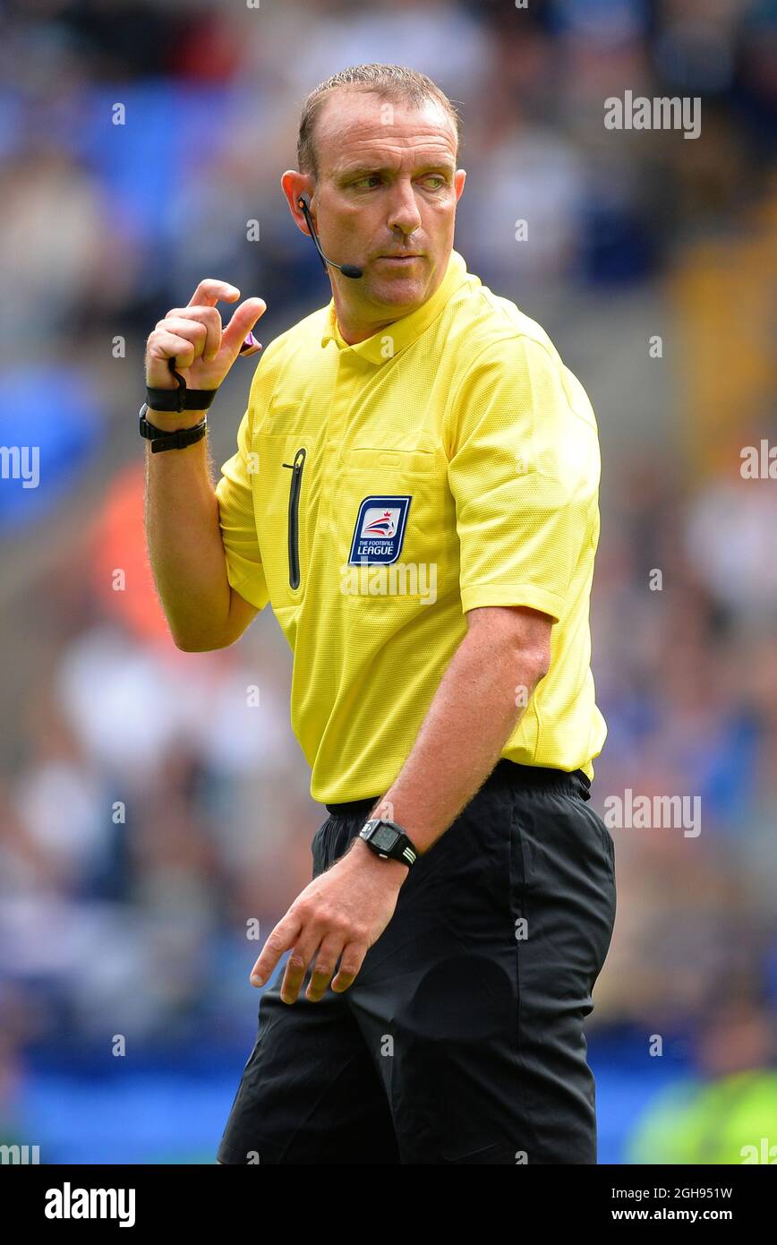 Referee Carl Boyeson during the Sky Bet Championship match between ...