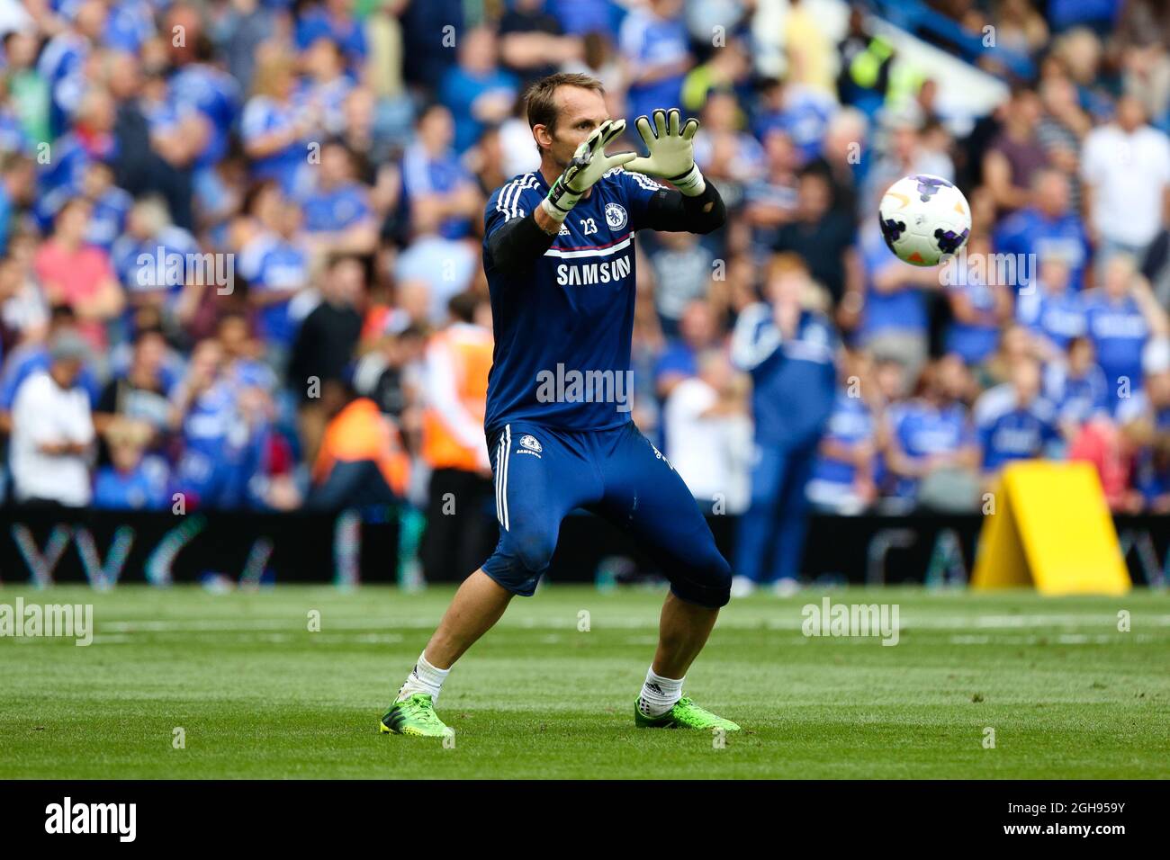 Mark Schwarzer goalkeeper of Chelsea in action during the Barclays ...