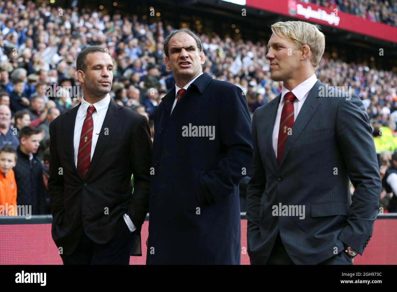 Joe worsley england rugby union team hi-res stock photography and ...