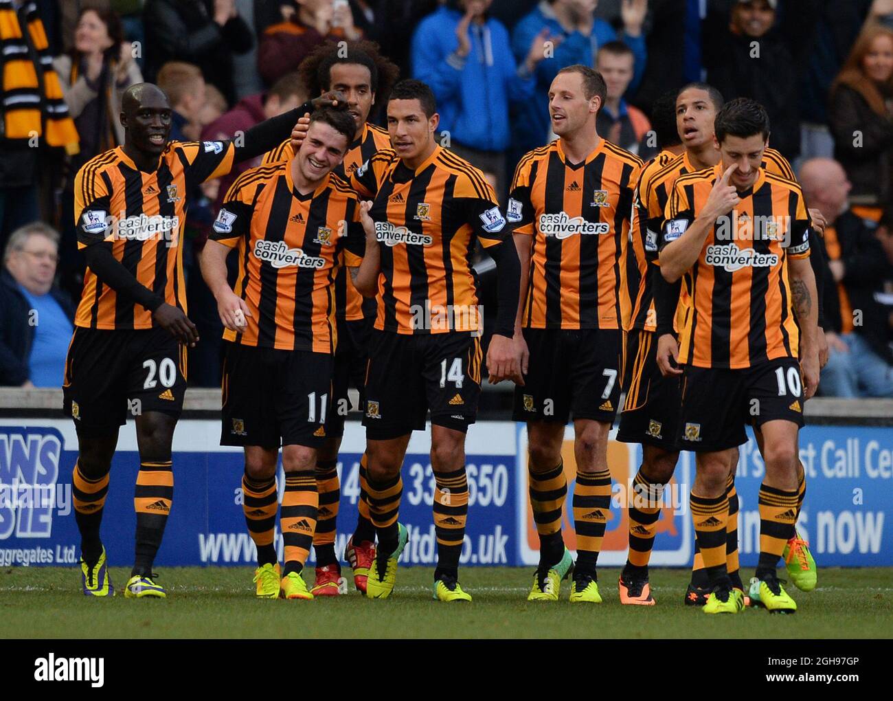 Jake livermore goal hi-res stock photography and images - Alamy