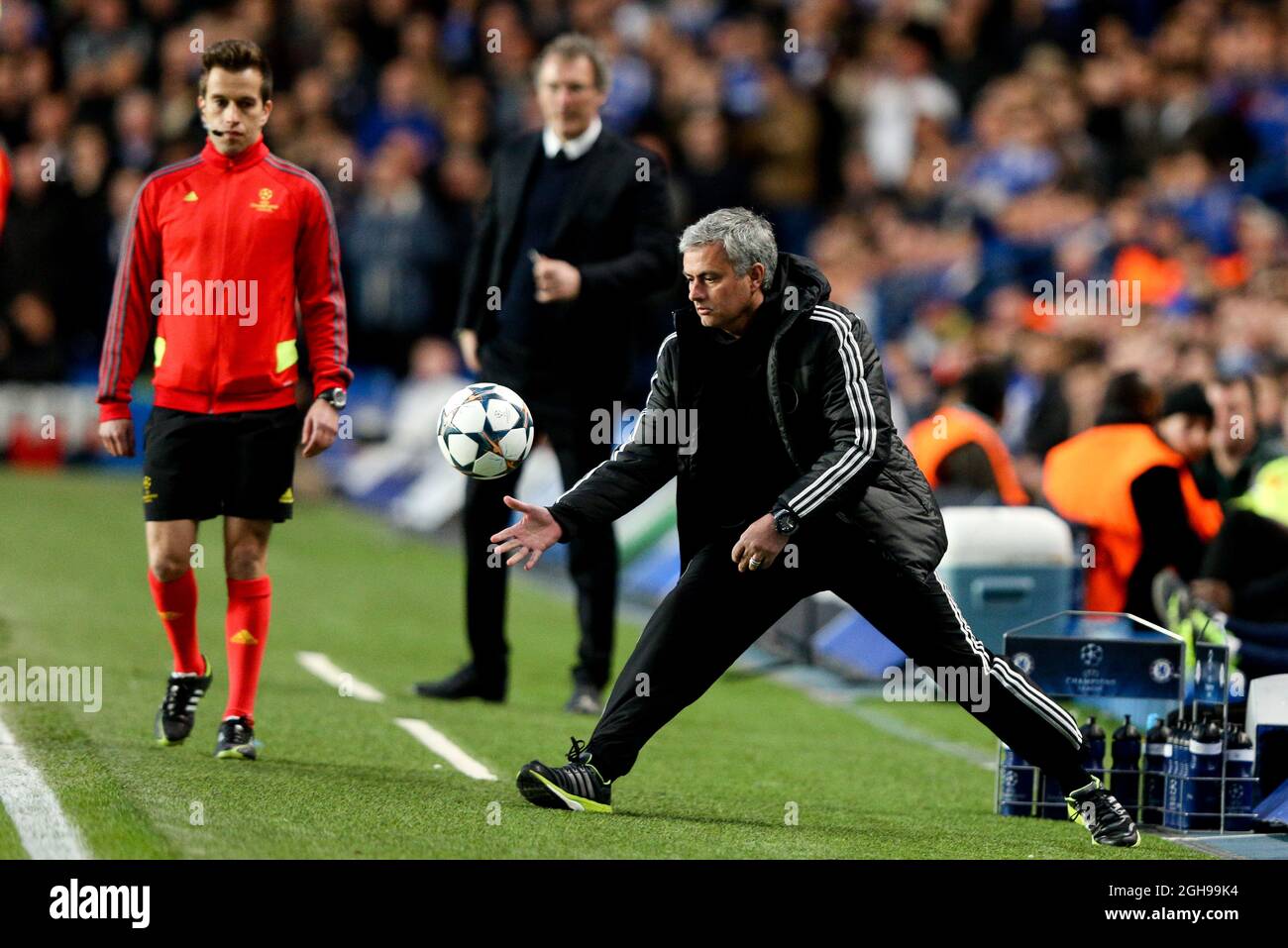 8th final of the champions league hi-res stock photography and images ...