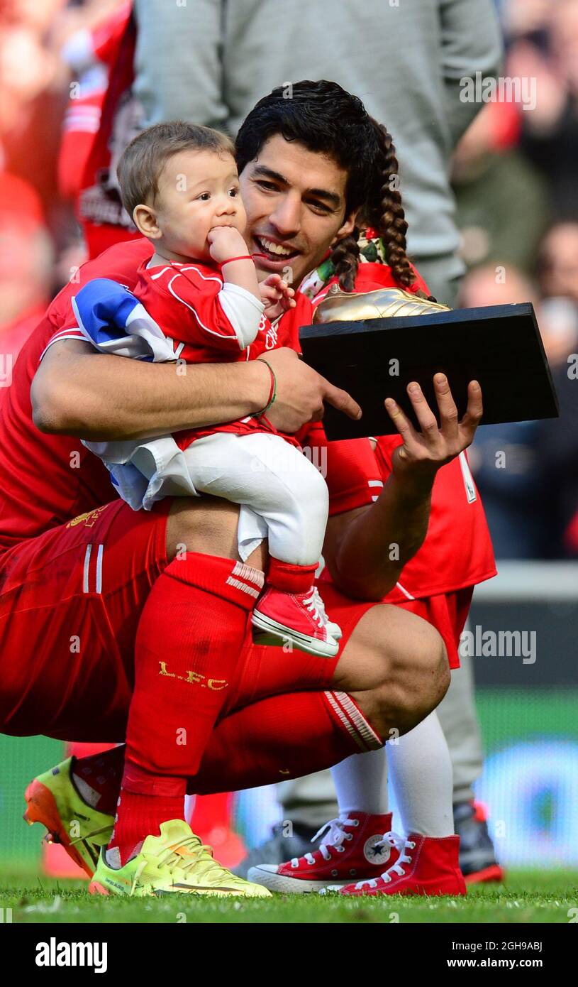 Golden Boot Premier League High Resolution Stock Photography and Images ...