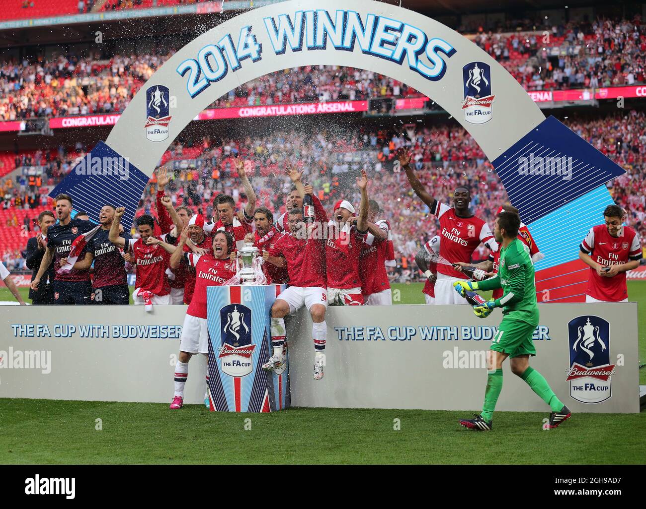 Arsenal's players celebrate with the trophy during FA Cup Final match ...