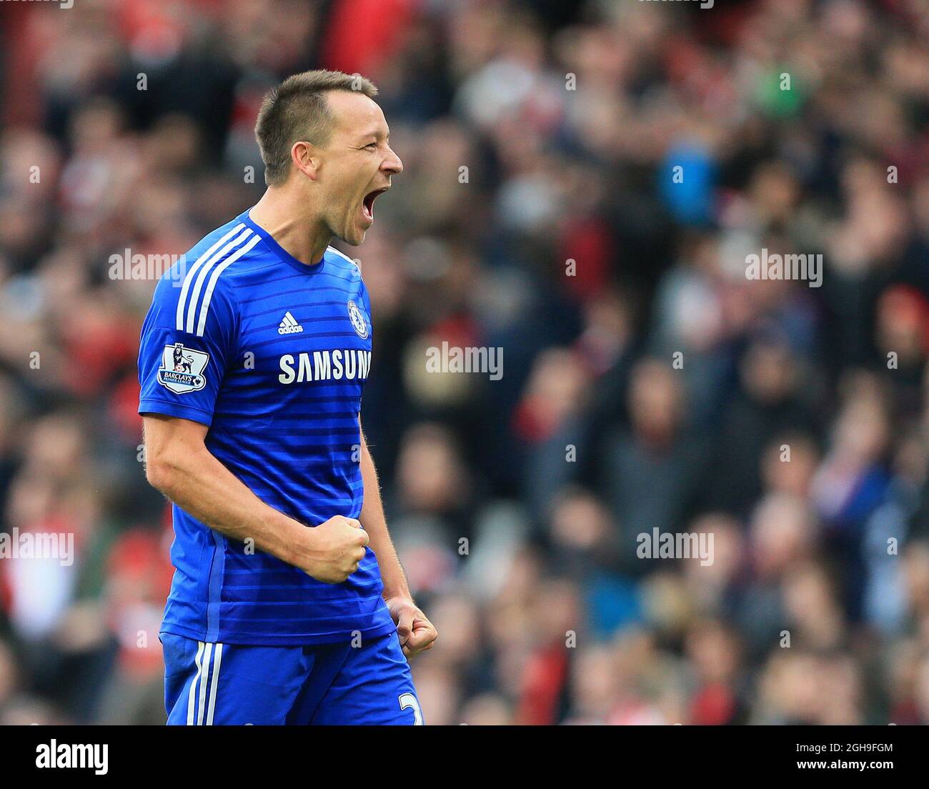 Arsenal celebrates final whistle hi-res stock photography and images ...