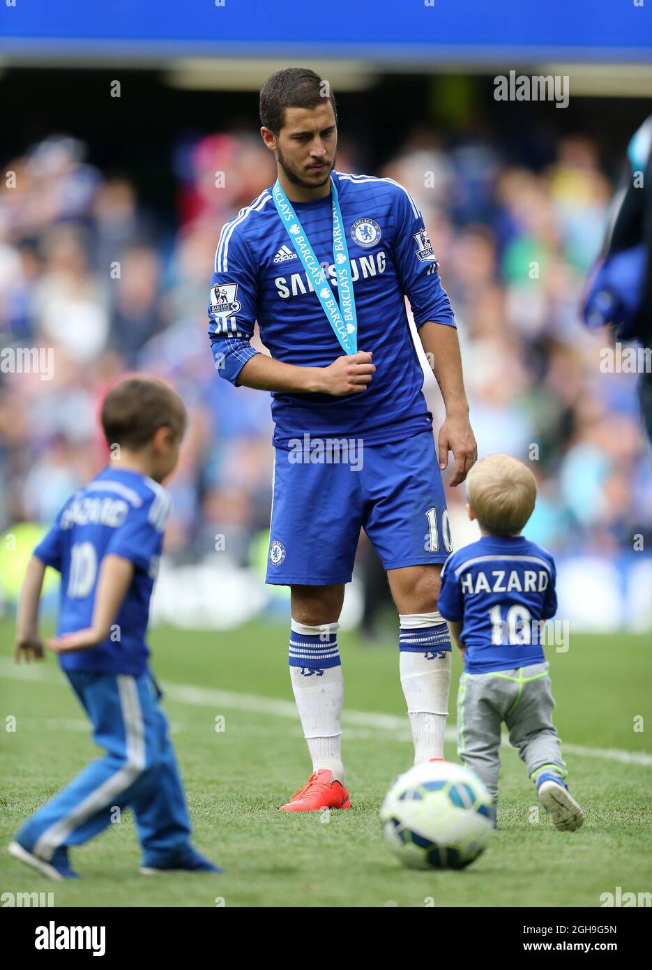 Children stamford bridge hi-res stock photography and images - Alamy