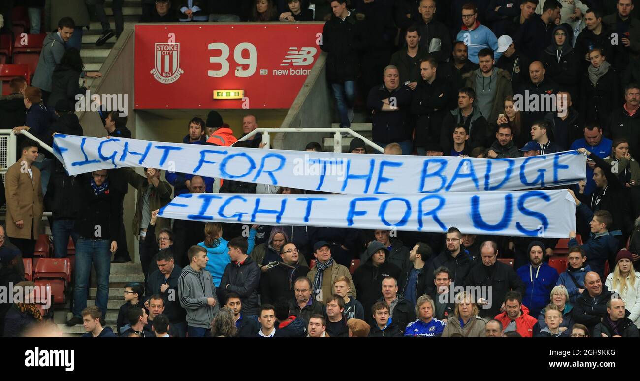 Chelsea players banner hi-res stock photography and images - Alamy