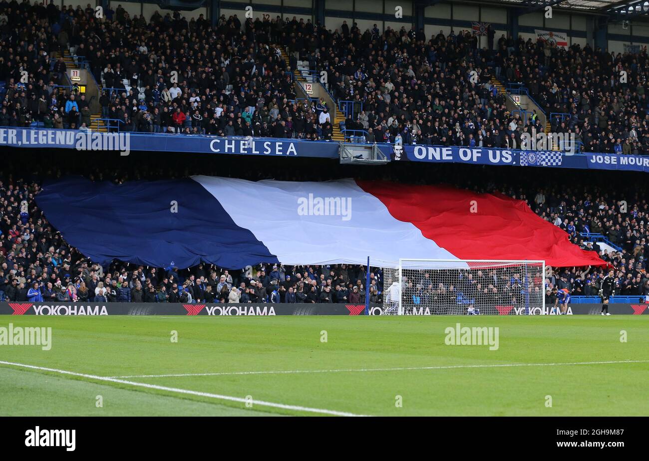 Chelsea fans flag hi-res stock photography and images - Alamy