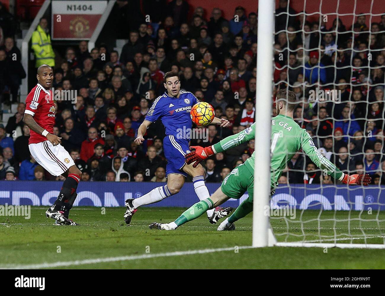 Follow up shot hi-res stock photography and images - Alamy