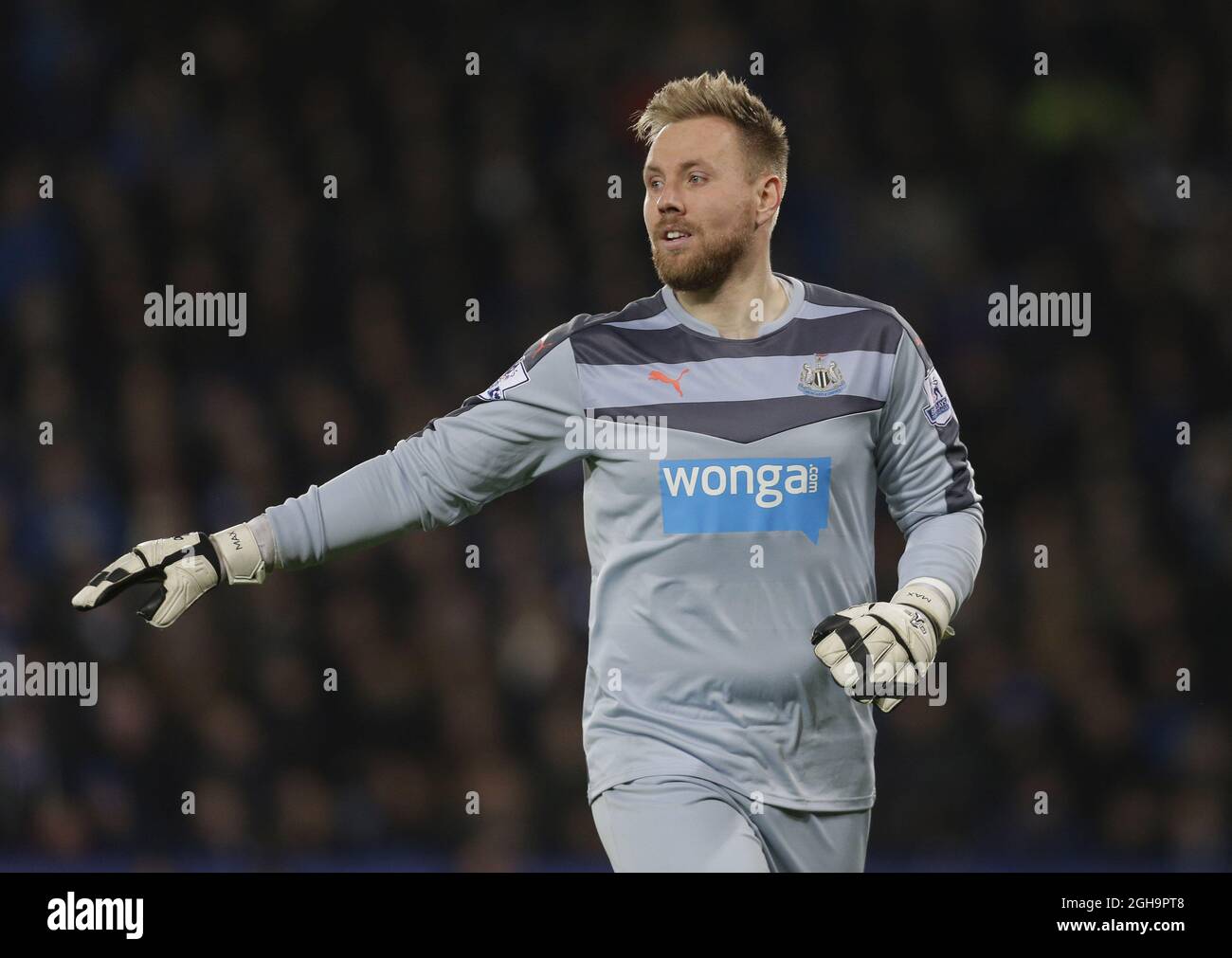 Newcastle United goalkeeper Robert Elliot in action during the Barclays ...