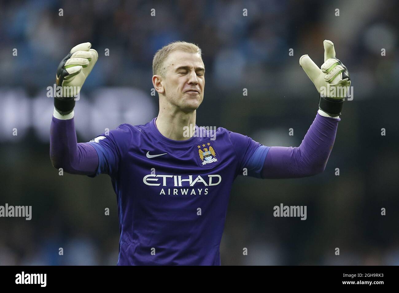 Joe Hart of Manchester City dejected during the Barclays Premier League ...