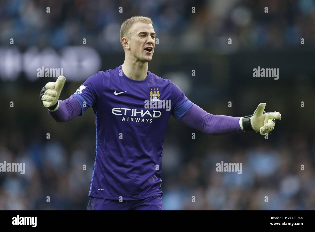 Joe Hart of Manchester City dejected during the Barclays Premier League ...