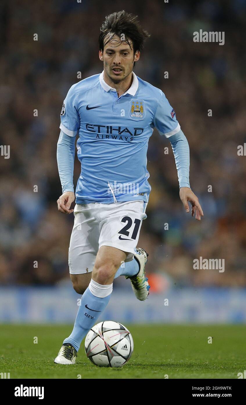 David silva manchester etihad hi-res stock photography and images - Alamy