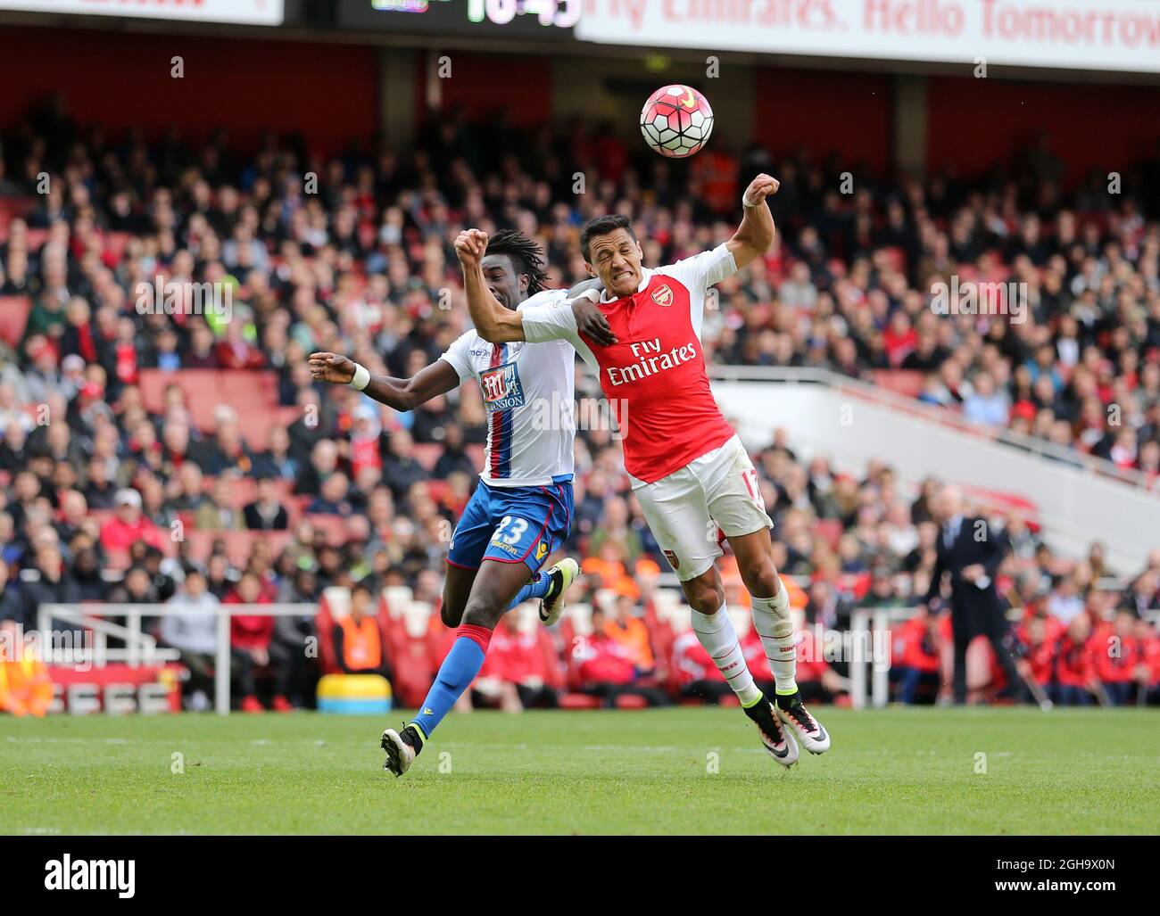 Arsenal's Alexis Sanchez scoring his sides opening goal during the ...