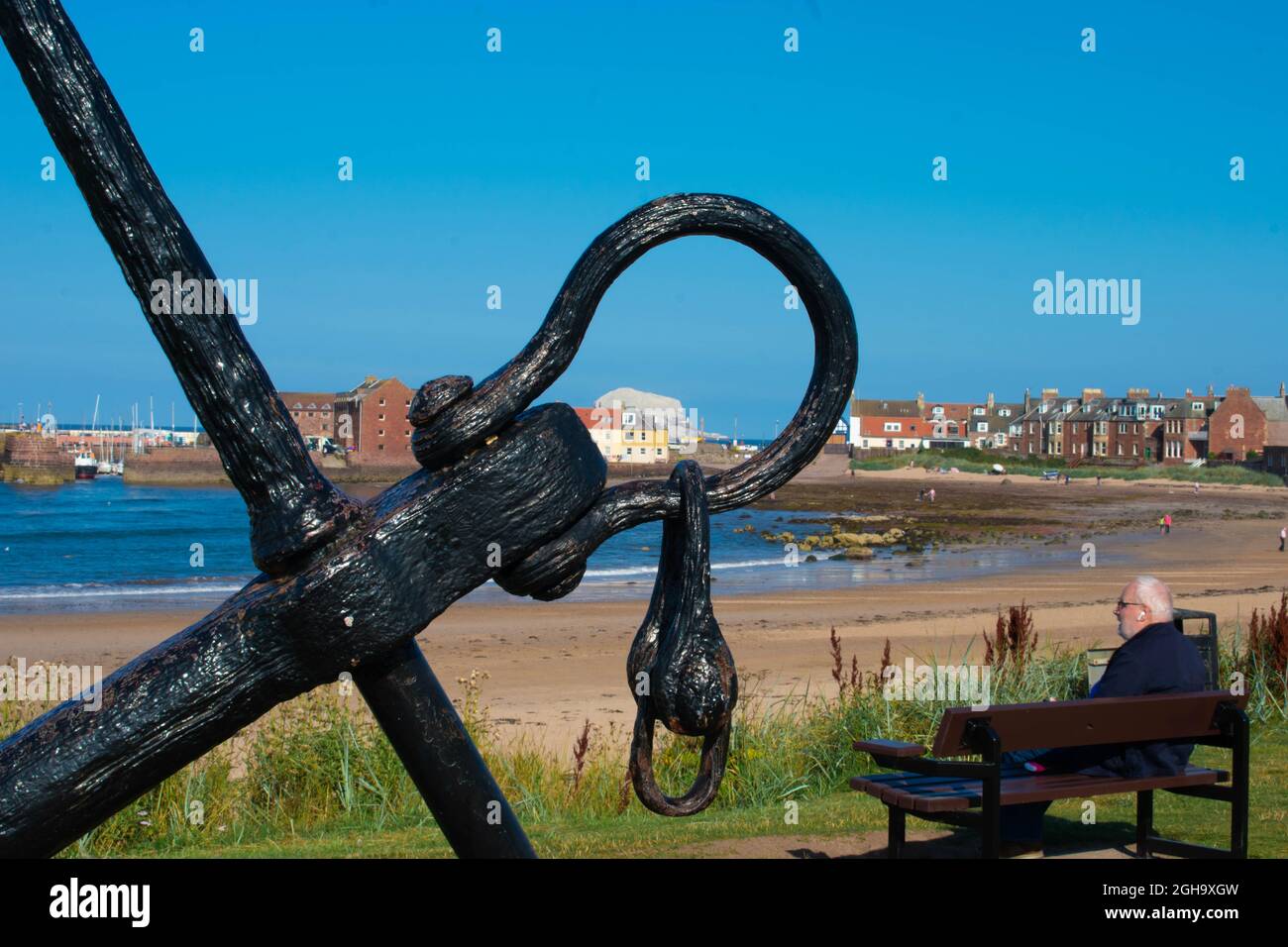 Green anchor hi-res stock photography and images - Alamy