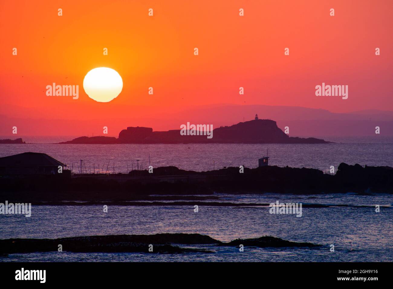Fidra lighthouse hi-res stock photography and images - Alamy
