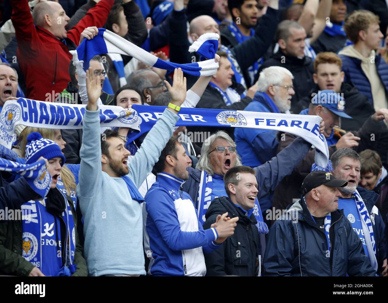 Leicester City fans sing during the Barclays Premier League match at ...