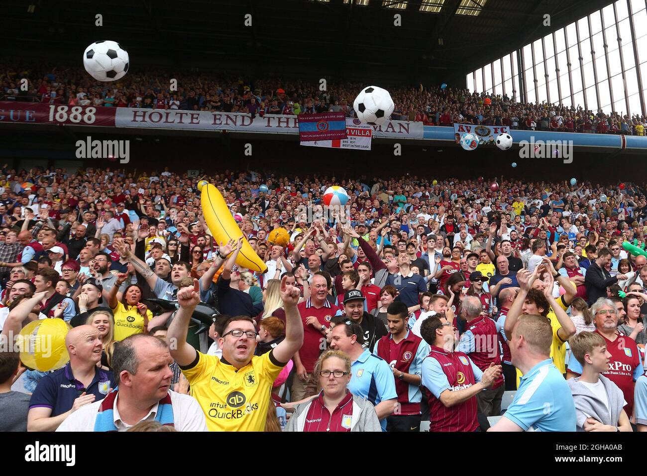 Football fans inflatables hi-res stock photography and images - Alamy