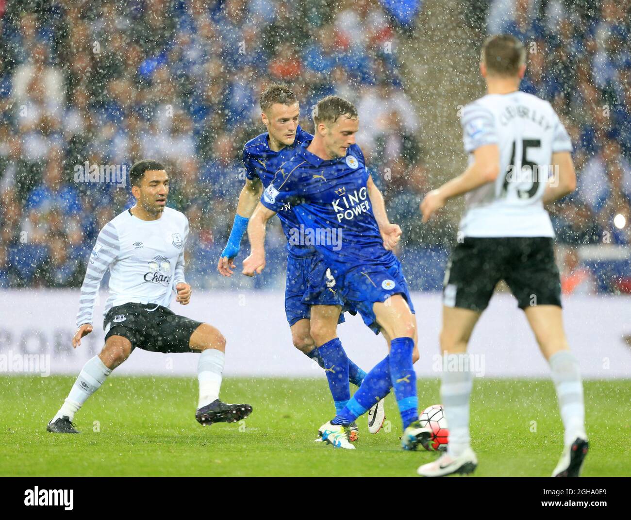 Leicester's Andy King scoring his sides second goal during the Barclays ...
