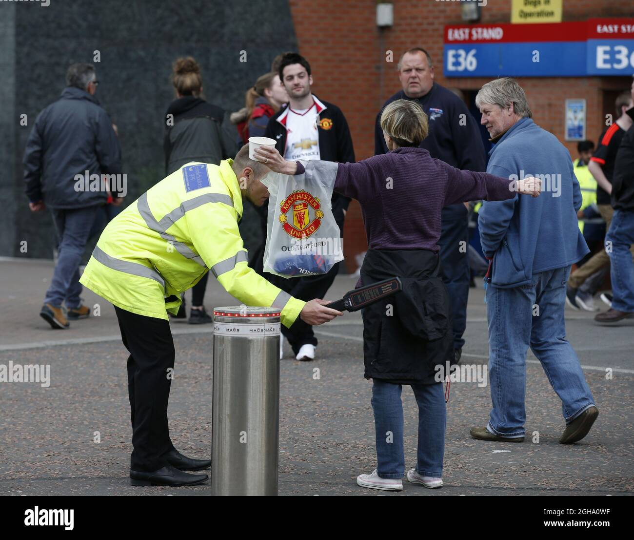 Soccer security match hi-res stock photography and images - Alamy