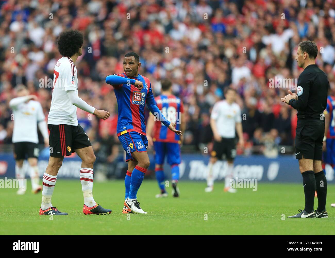 Jason puncheon wembley hi-res stock photography and images - Alamy