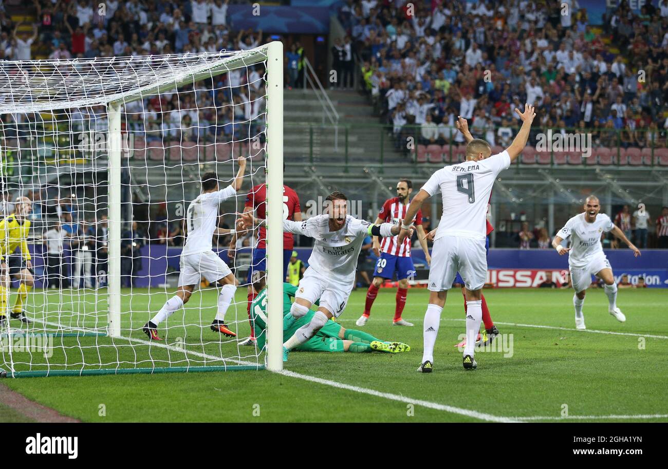 Sergio Ramos of Real Madrid celebrates scoring the first goal during ...