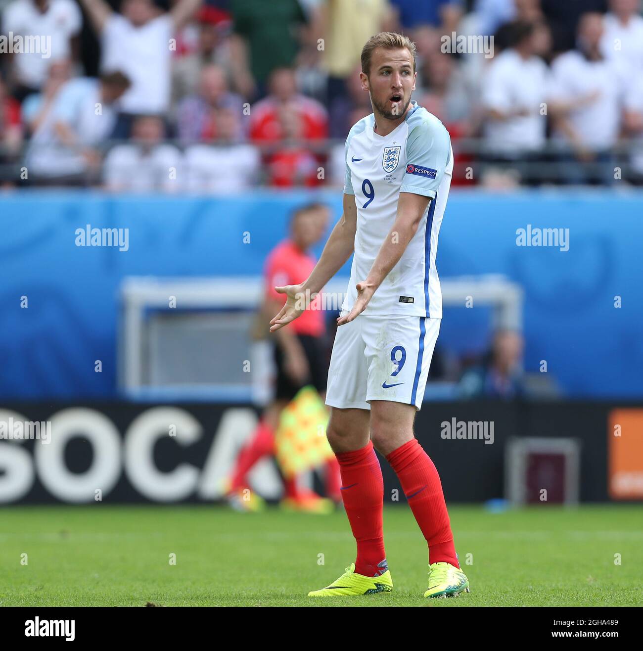 Harry Kane of England reacts during the UEFA European Championship 2016 ...