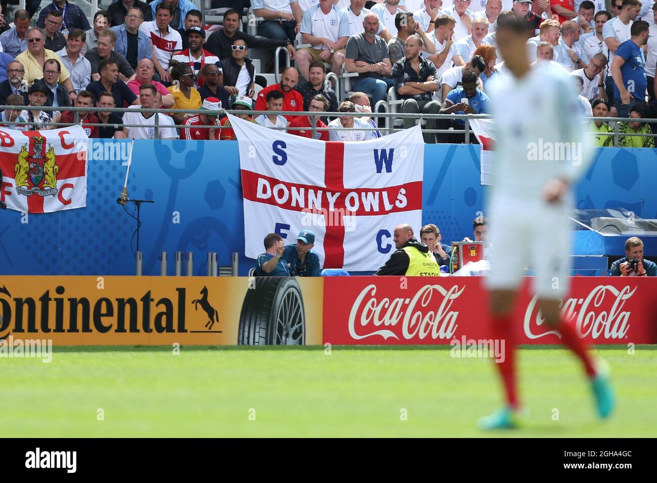 Sheffield wednesday flag hi-res stock photography and images - Alamy