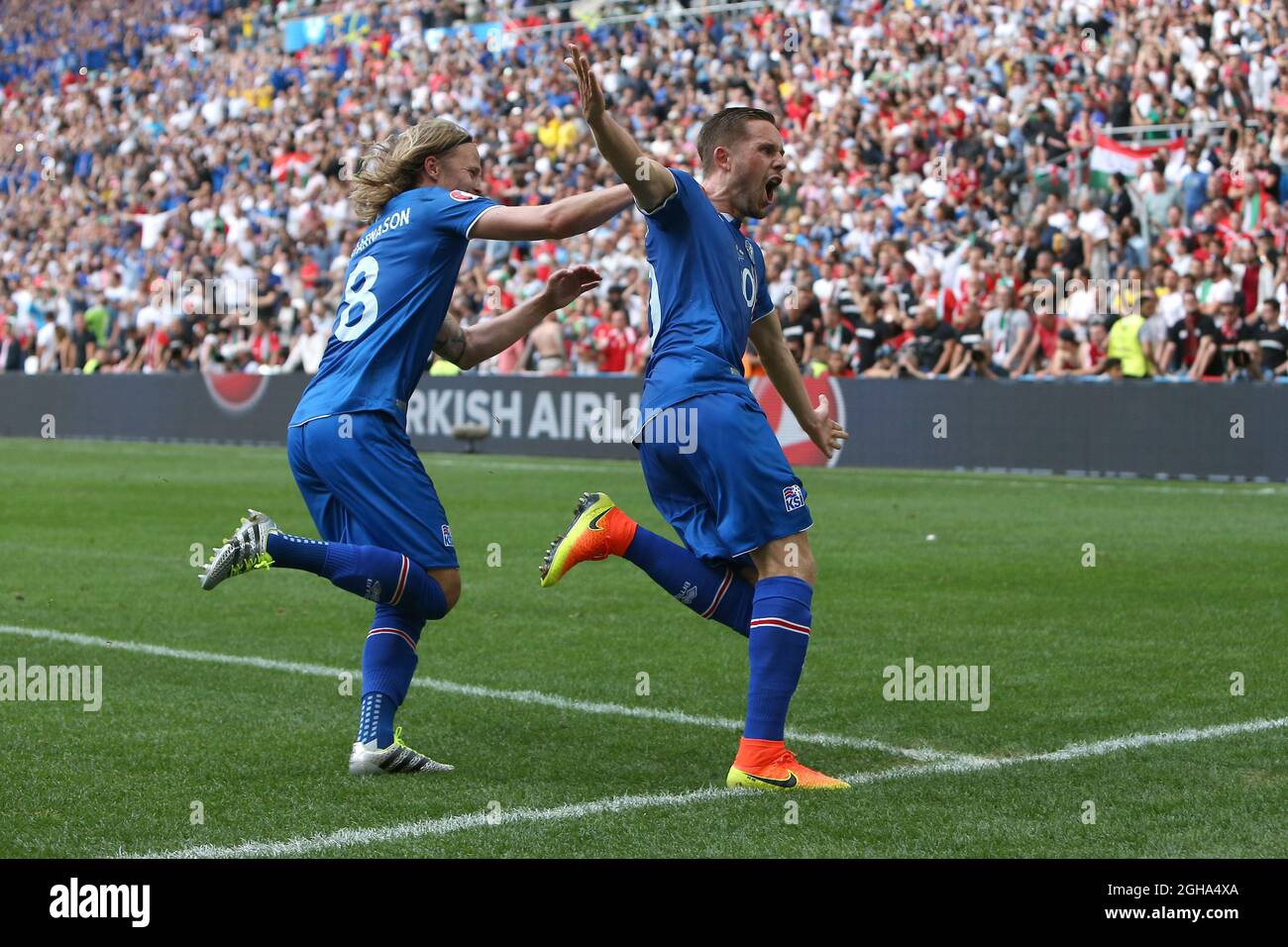 Icelandâ€™s Gylfi por Sigurdsson celebrates his opening goal during the ...