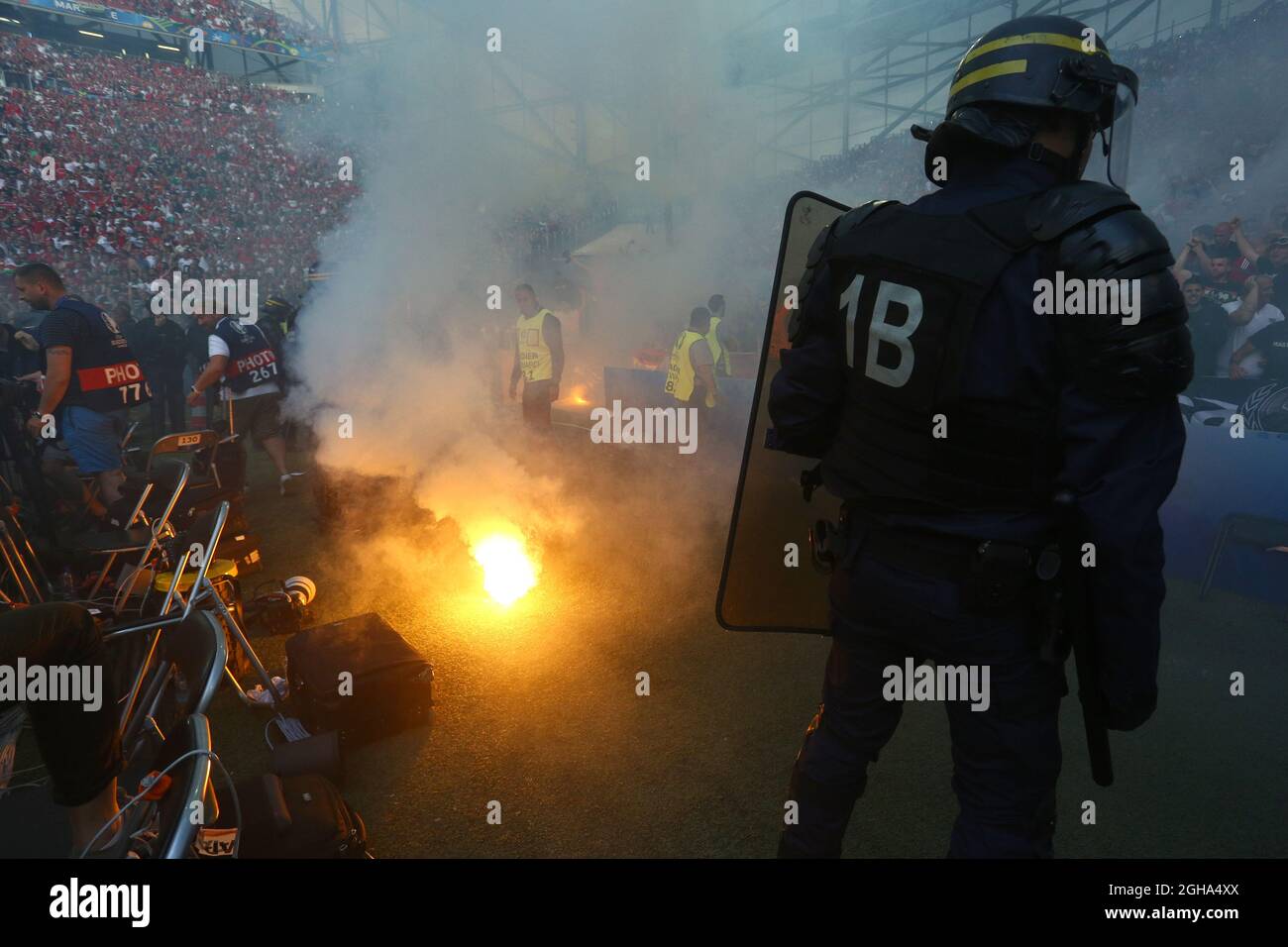 Riot police officer stands hi-res stock photography and images - Alamy