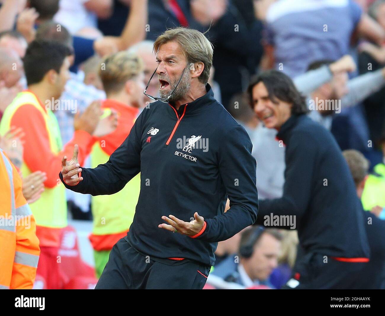 Jurgen klopp glasses hi-res stock photography and images - Alamy