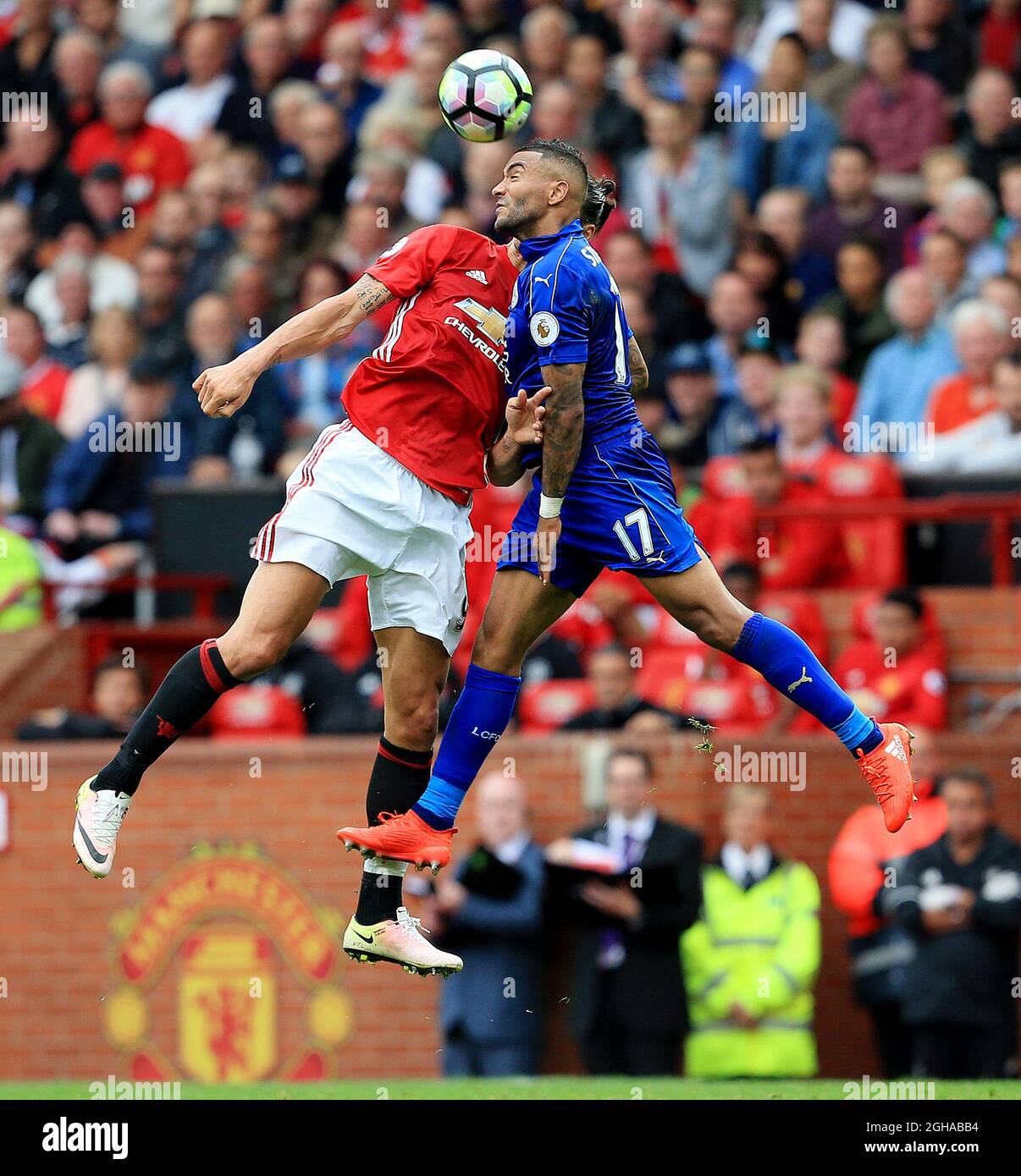 Danny simpson leicester city hi-res stock photography and images - Alamy