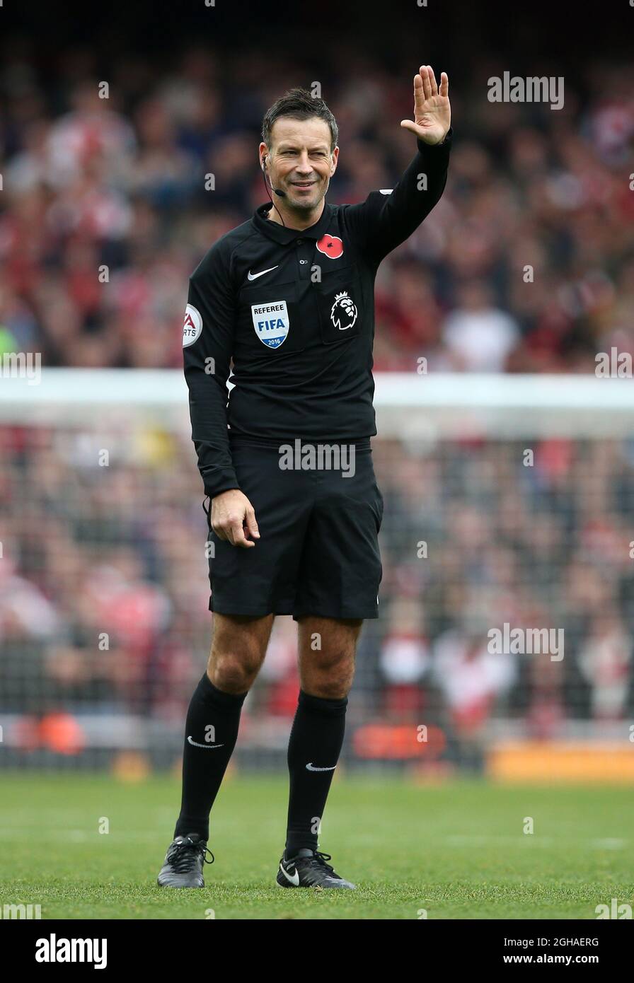 Referee Mark Clattenburg in action during the Premier League match at ...
