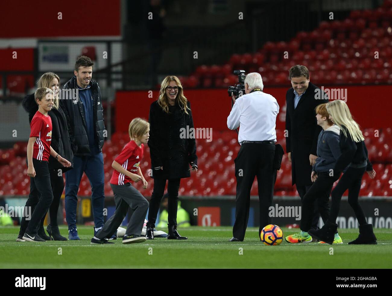 Film Star Julia Roberts films her children playing football on the Old ...