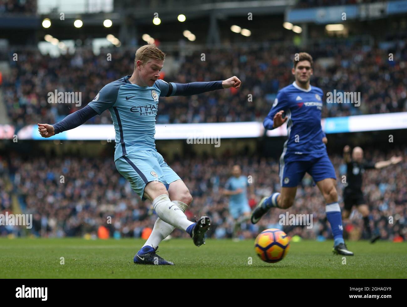 Kevin De Bruyne of Manchester City shoots during the Premier League ...