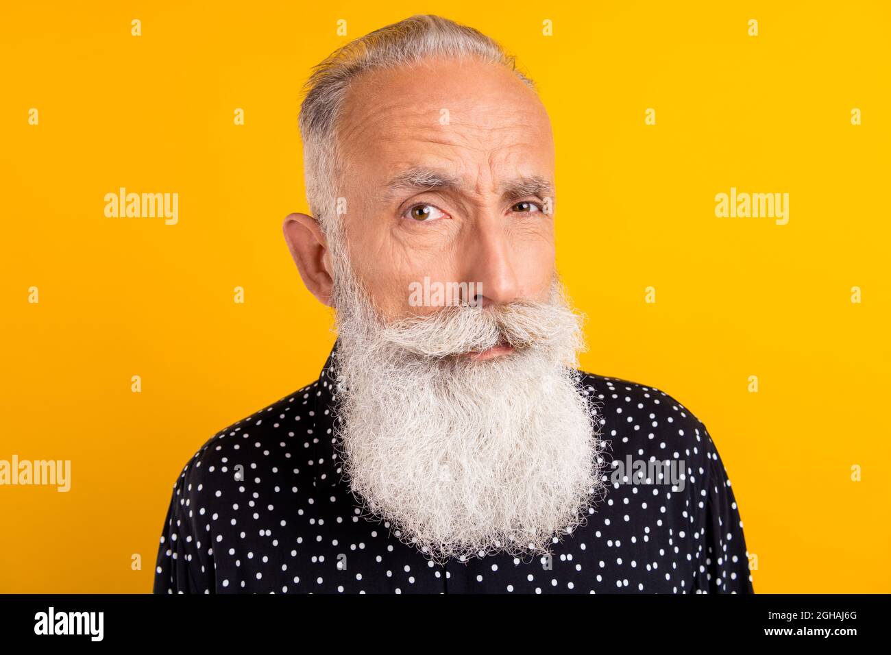 Photo of old charming man suspect look you interested question isolated ...