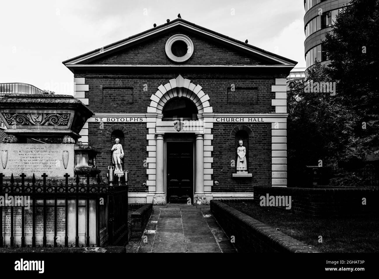 St Botolph's London Stock Photo - Alamy