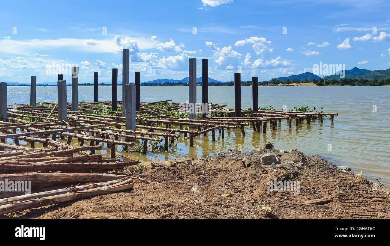 The construction of a small jetty for the convenience of boarding and ...