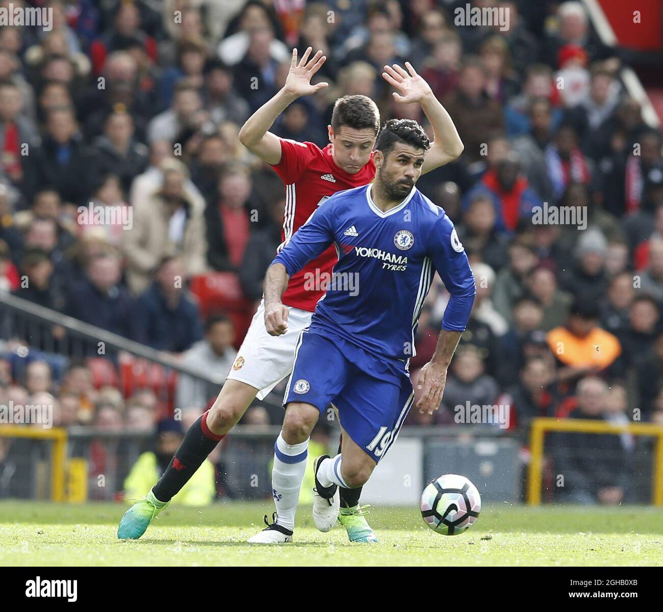 Ander herrera manchester united chelsea hi-res stock photography and ...