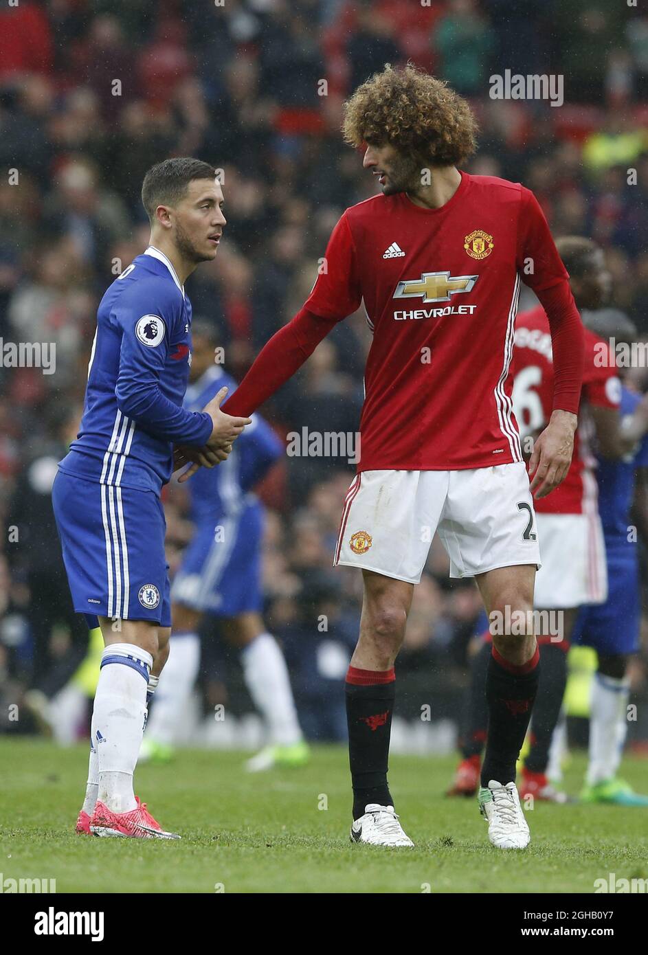 Manchester united trafford shake hands hi-res stock photography and ...