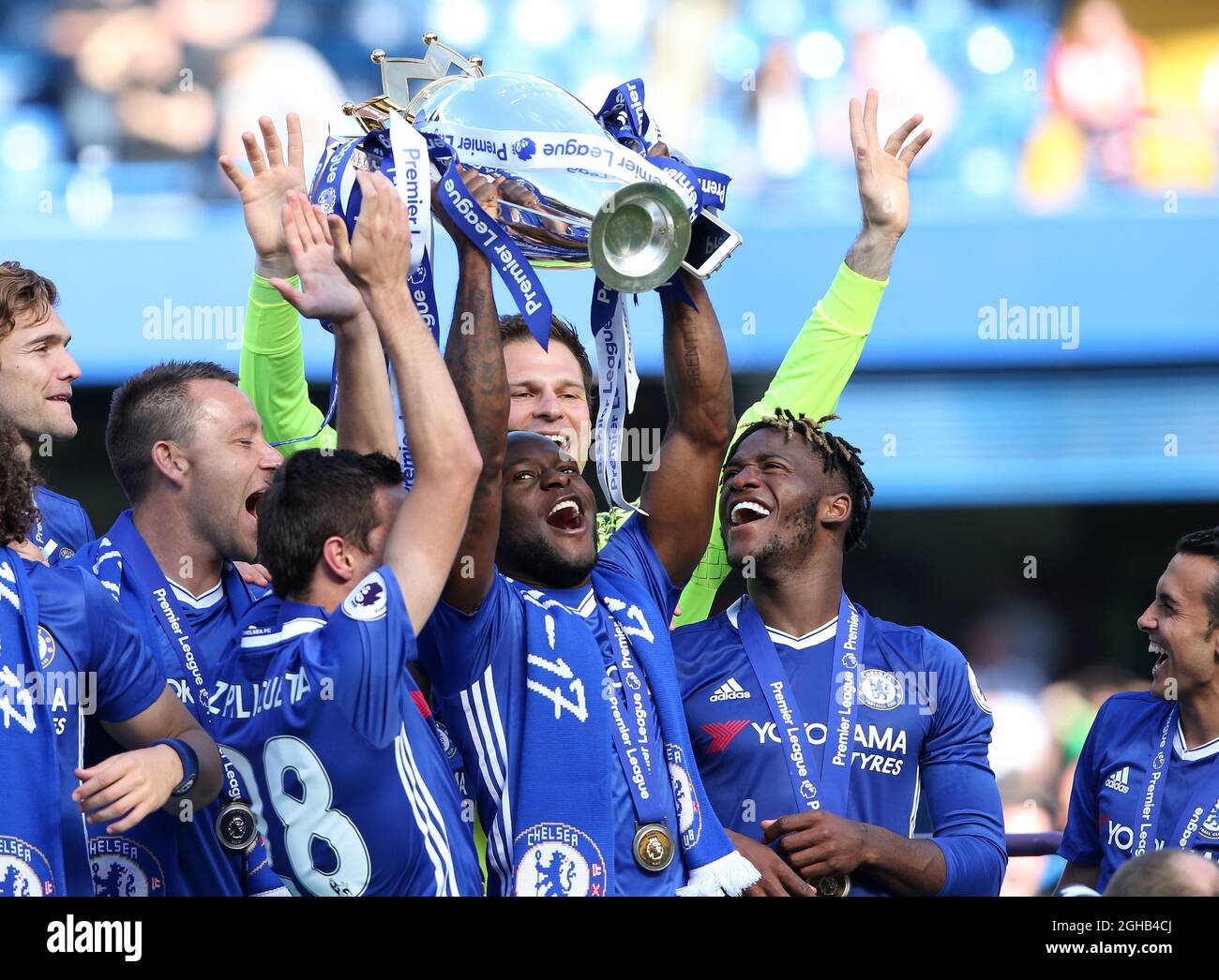 Victor moses trophy hi-res stock photography and images - Alamy