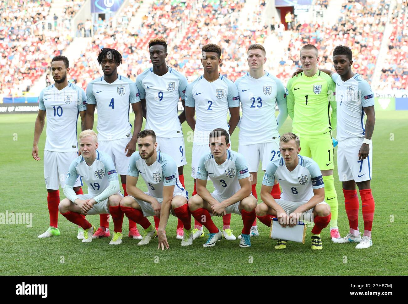 England under 21 team group hi-res stock photography and images - Alamy