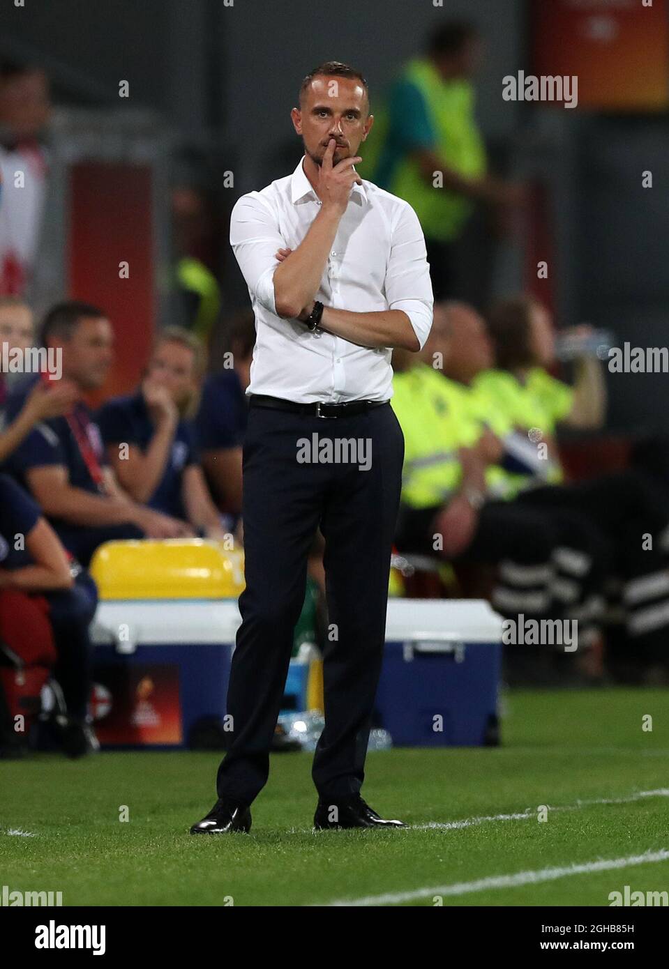 Mark sampson head coach hi-res stock photography and images - Alamy