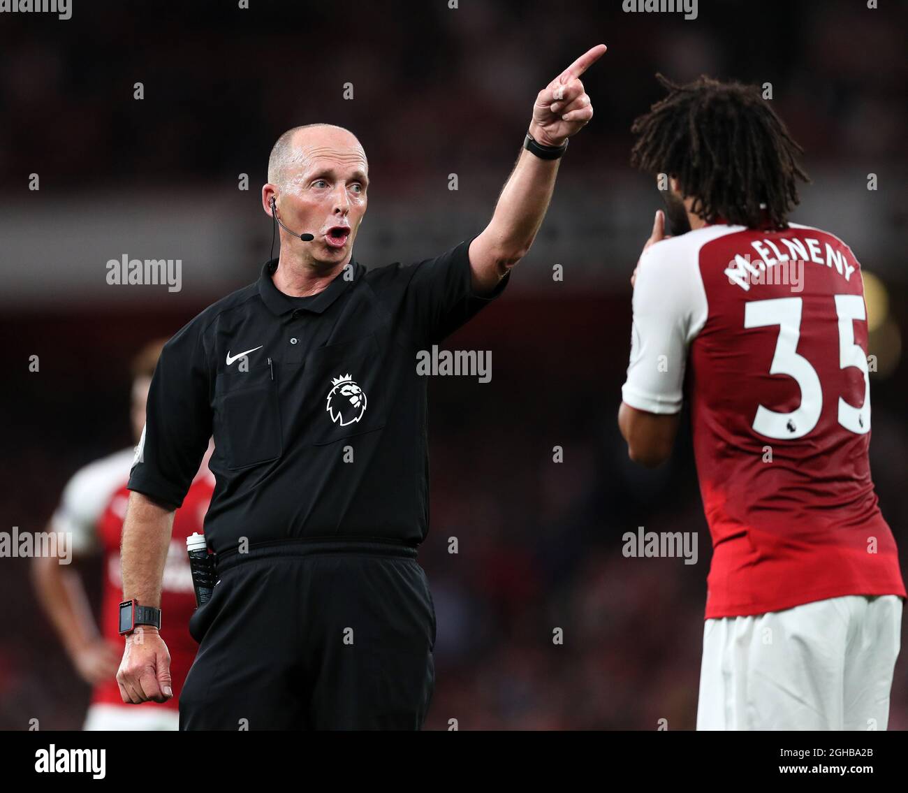 Referee mike dean in action hi-res stock photography and images - Alamy