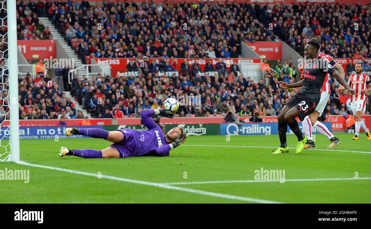 Stoke goalkeeper jack butland hi-res stock photography and images - Alamy